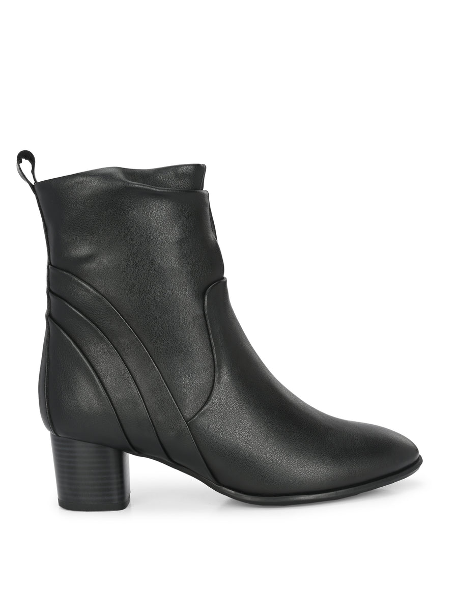 Helen Ankle Length Boots with wrinkle effect – Delize