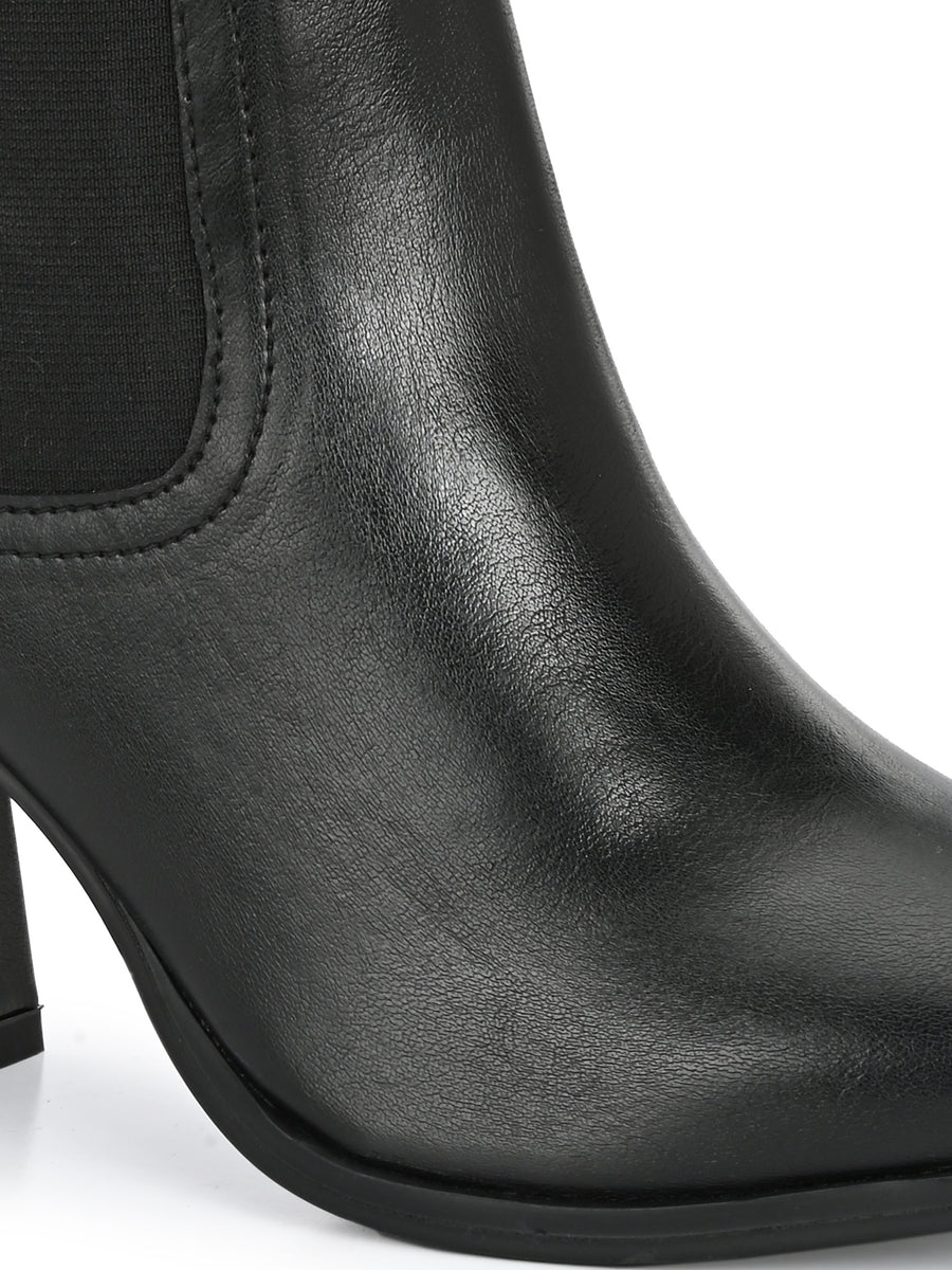 Betty Ankle Boots with buckle – Delize