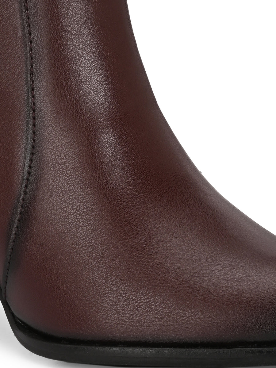 Dove Ankle boot with strap detail – Delize